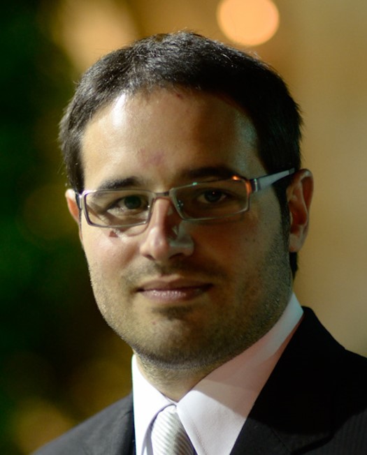 Alejandro Correa — Graduados | UNR